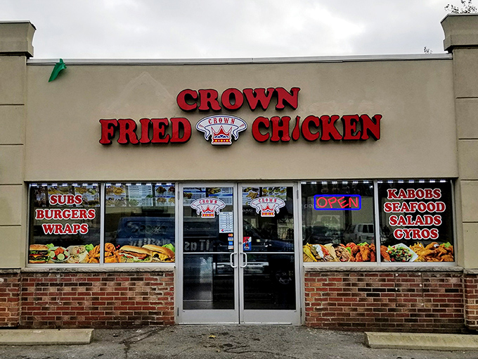 Crown Fried Chicken wears its royal title proudly &ndash; and the parking lot proves popularity. 