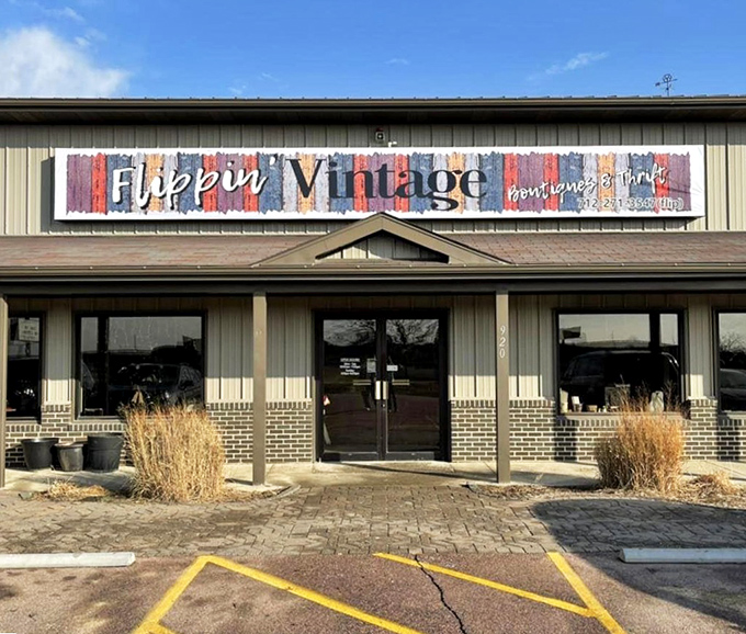 Modern meets vintage in this stylish boutique that proves thrift shopping can be absolutely chic.