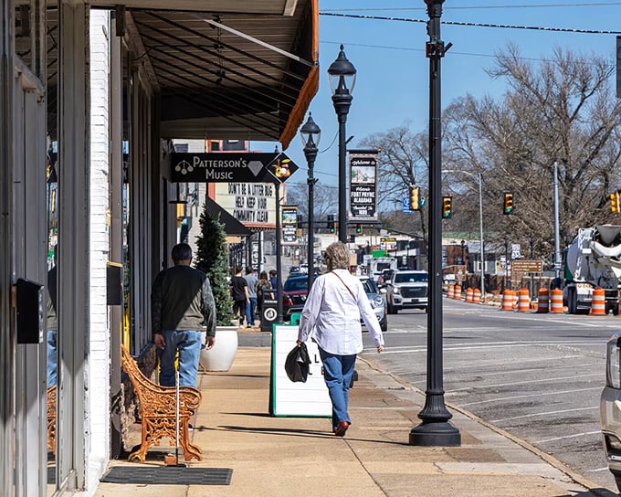 Fort Payne's musical heritage and walkable downtown create a retirement symphony that won't drain your Social Security solo.