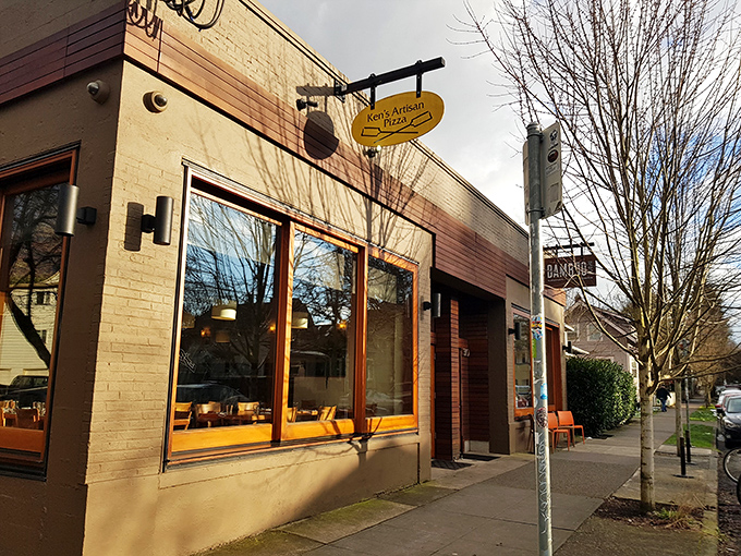 Southeast Portland's artisan pizza temple where wood-fired ovens transform simple ingredients into pure culinary poetry.