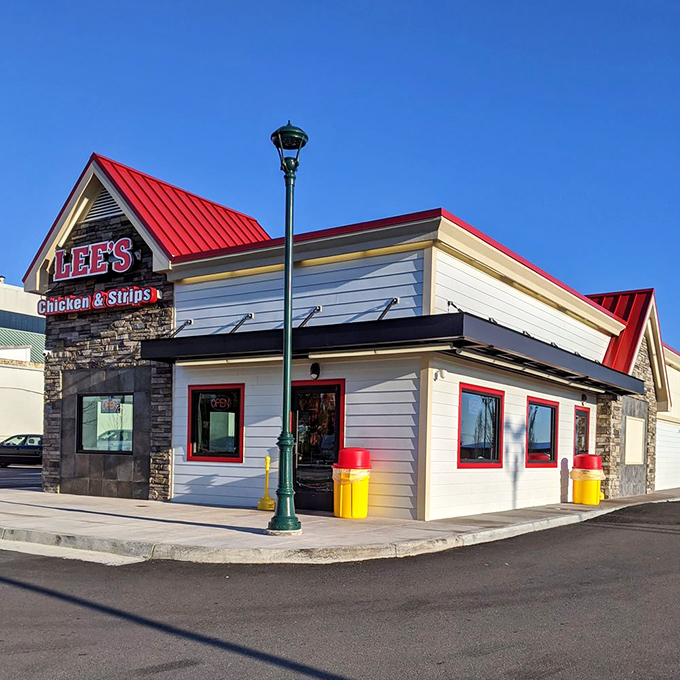 Lee's Famous Recipe's stone facade and red roof &ndash; architectural chicken branding at its finest!