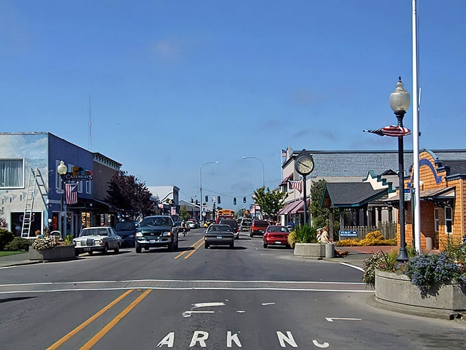 Long Beach's main street beckons with that classic small-town charm that never goes out.