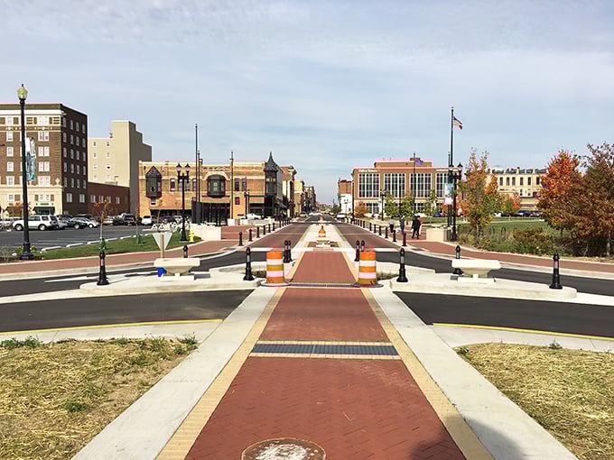 Muncie's downtown welcomes visitors like that favorite professor who always had time for one more question.