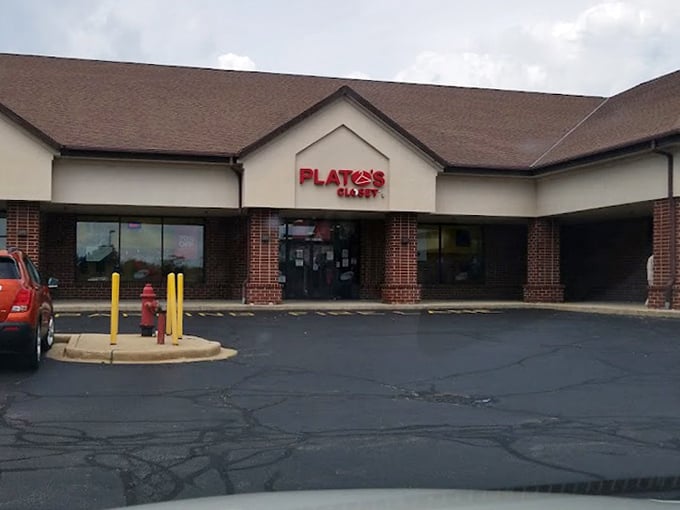 Plato's Closet's modern design tells you this isn't your grandmother's dusty thrift store experience.