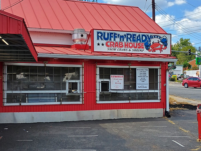 Ruff N Ready's bright red exterior isn't trying to be fancy&mdash;it's too busy preparing seafood that will haunt your dreams.