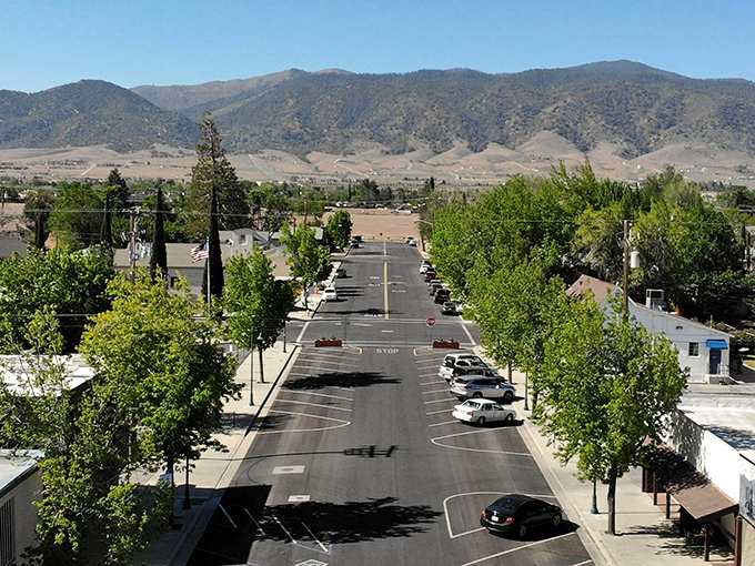 Tehachapi's mountain setting provides that perfect climate where every season feels like nature's gift to retirees.
