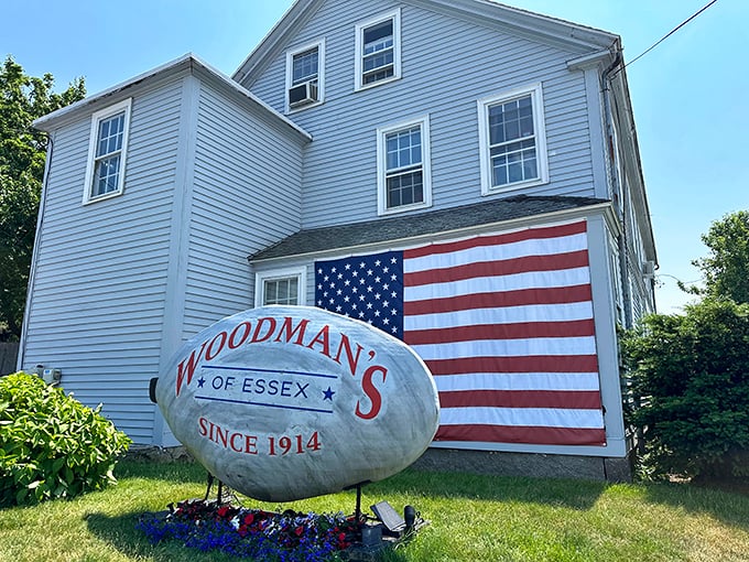 Woodman's patriotic exterior and "Since 1914" sign tell you everything about their commitment to New England tradition.