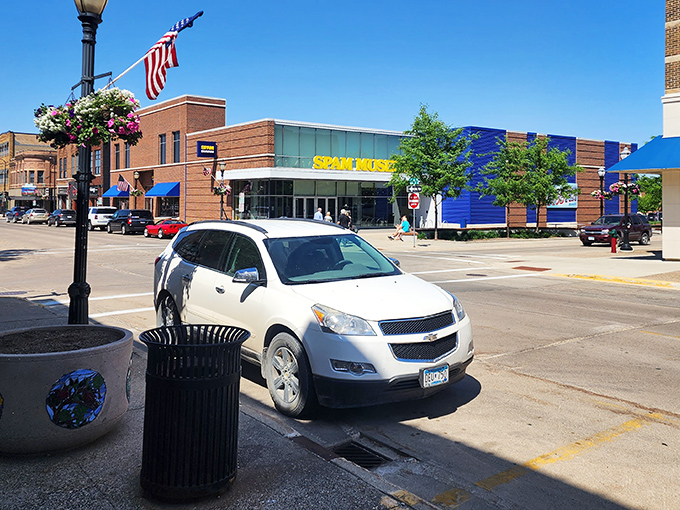 The main thoroughfare in Austin runs straight and true, just like the honest pricing you'll find throughout town.