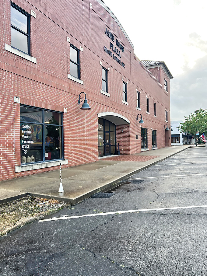 Multi-level vintage hunting in a gorgeous old building proves Arkadelphia knows how to blend history with bargain shopping.Add to Conversation