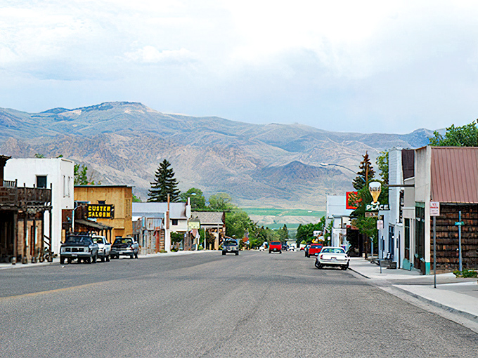 This gateway to wilderness country offers families a taste of the real American West experience.