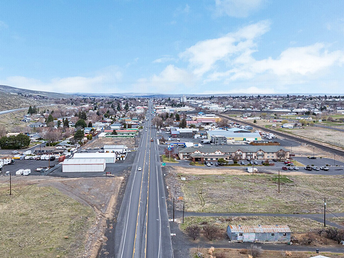 Ephrata rests amid wide-open plains and rugged ridgelines &mdash; small-town comfort with a spectacular natural backdrop.