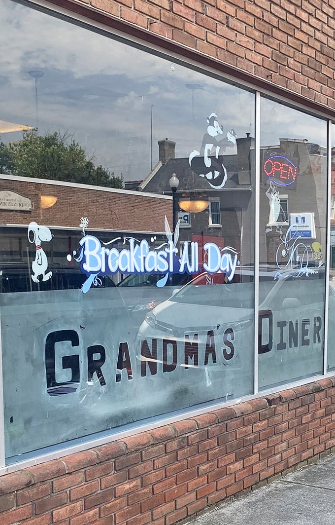 Those cartoon characters in the window know what you're thinking: "Yes, the pancakes really are that good."