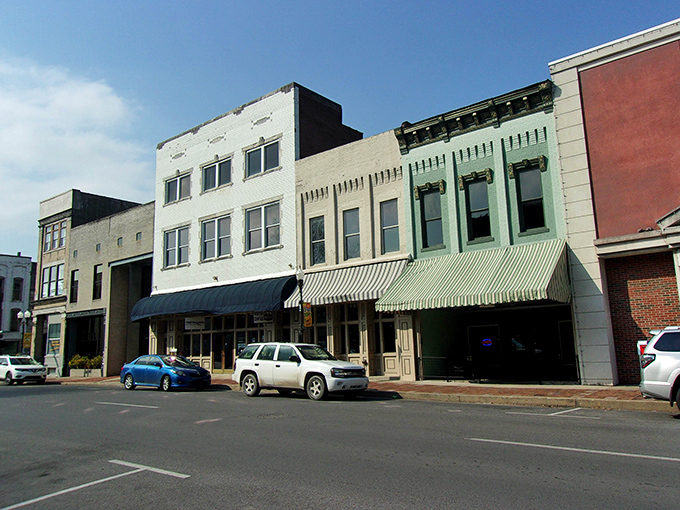 Western Kentucky charm flows through these streets like sweet tea on a summer afternoon.