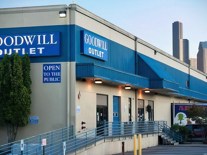 goodwill's seattle outlet store; august, 2011