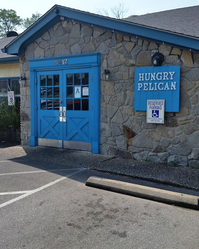 Those bright blue doors at The Hungry Pelican might as well say "Abandon diet, all ye who enter here."