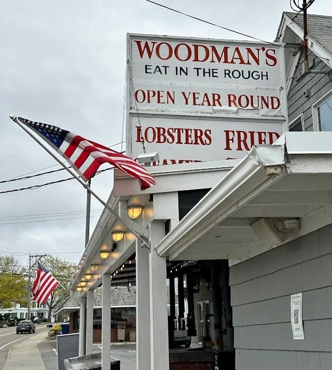 "Eat in the Rough" isn't just a slogan here &ndash; it's a way of life for serious seafood lovers.