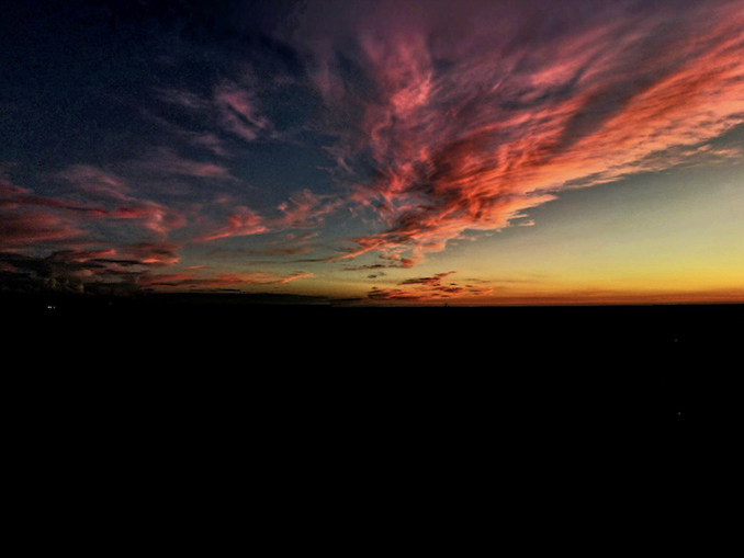 Florida sunsets put on a free nightly show that rivals any Broadway production&mdash;no ticket required, just a comfortable chair and appreciative eyes.