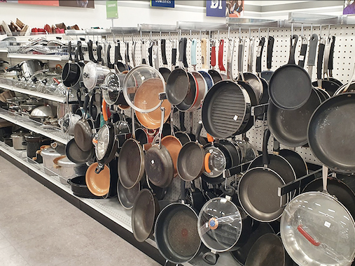 Cast iron paradise! These seasoned pans have cooked more family meals than a diner on Christmas morning &ndash; each with decades of flavor built in.