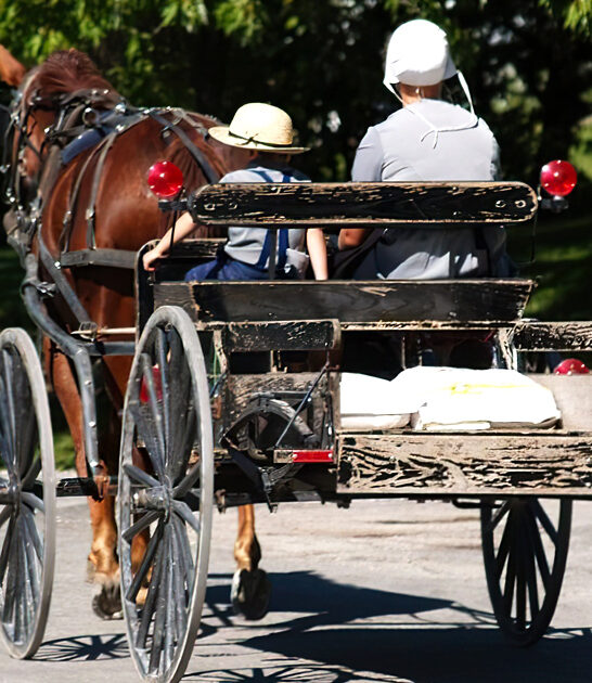 amish town missouri crowds ftr