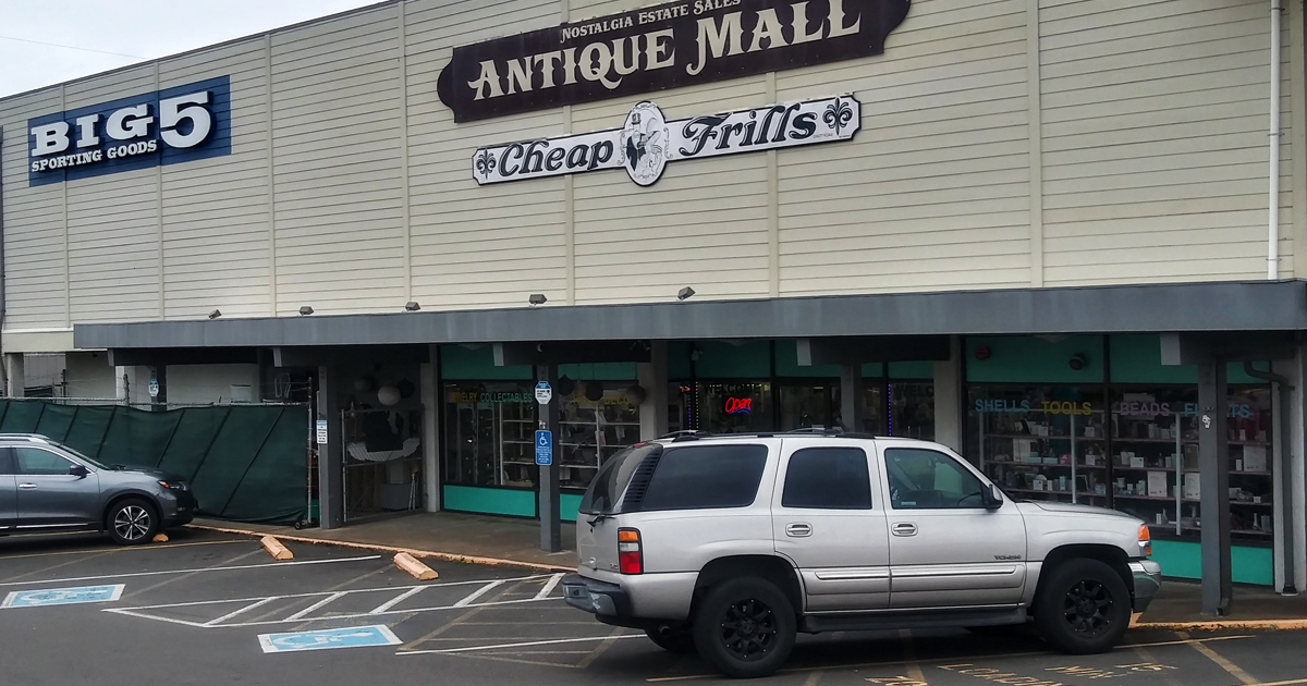 The Massive Antique Shop In Oregon That Takes Nearly All Day To Explore