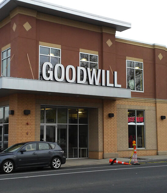 bargain hunters thrift minnesota ftr