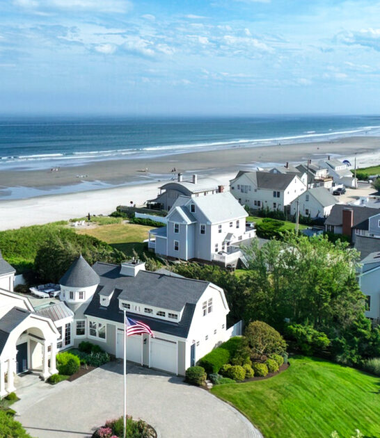 beach town new hampshire ftr