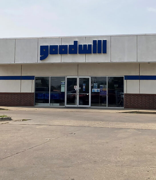 budget shopping kansas store ftr