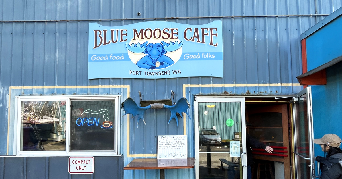 This Unpretentious Cafe In Washington Has Corned Beef Hash That's ...