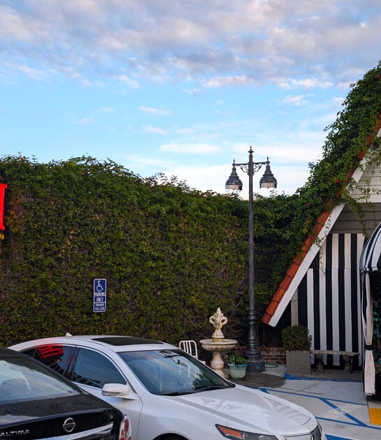 california unpretentious prime rib ftr