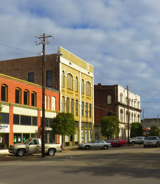 charming town alabama live ftr