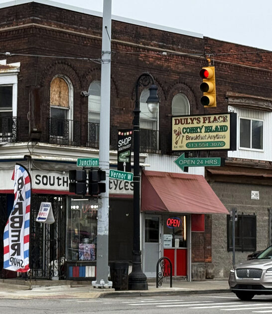 cheeseburger hotdog joint michigan ftr