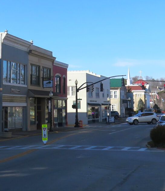 classic kentucky country town ftr