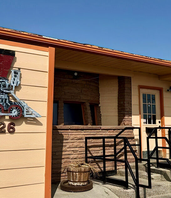 classic wyoming breakfast diner ftr