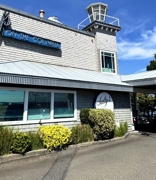 cozy restaurant oregon fish ftr