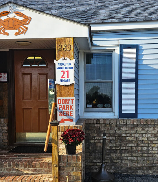 delaware tavern delicious crab ftr