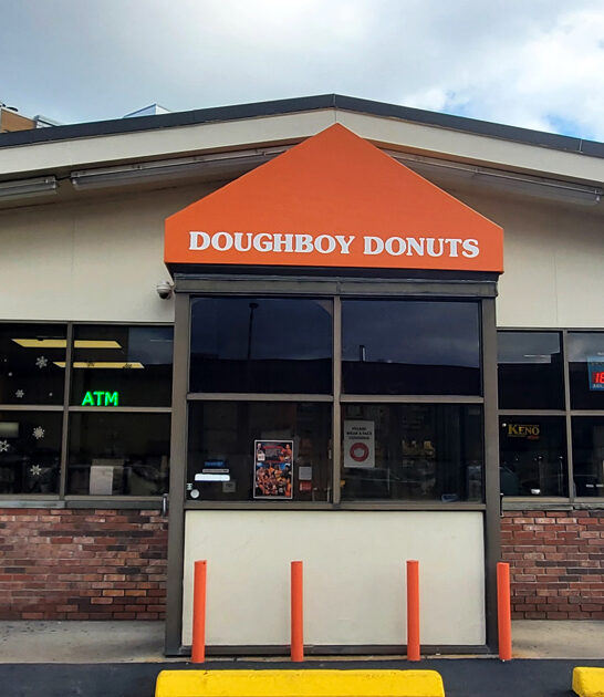 donut shops massachusetts locals ftr
