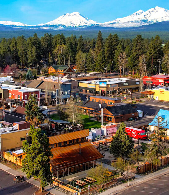 dreamy-postcard-towns-oregon ftr