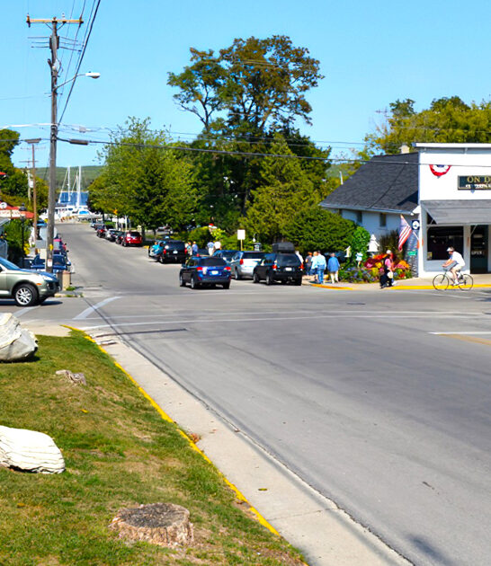 dreamy wisconsin lakeside town ftr