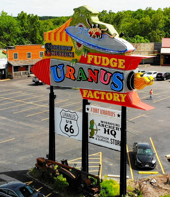 drive missouri roadside attraction ftr