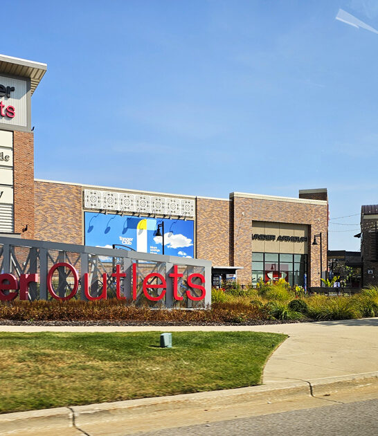 driver worthy malls michigan ftr