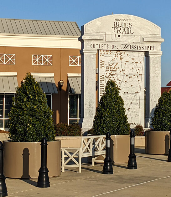 enormous mall mississippi outlet ftr