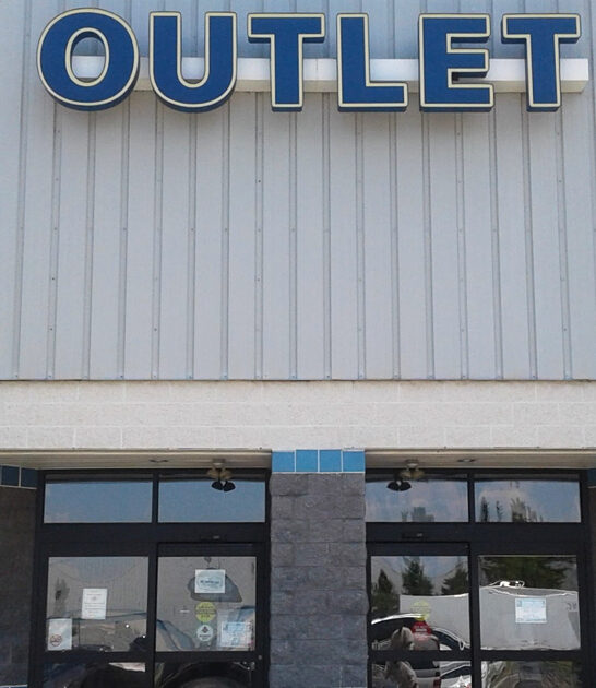 enormous secondhand delaware cart ftr