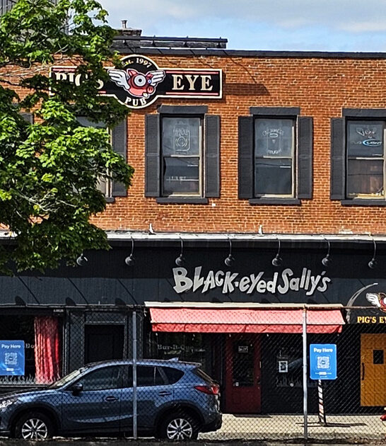 fried chicken unassuming connecticut ftr