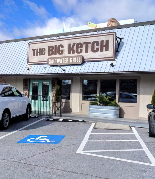 georgia seafood restaurant known ftr