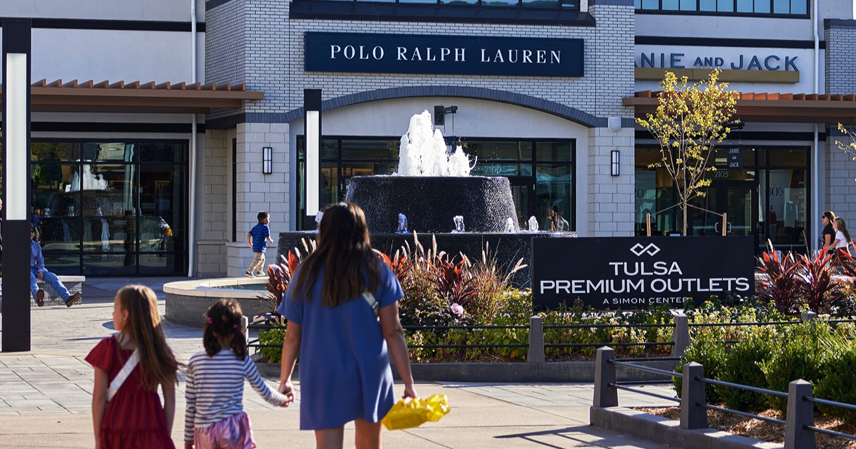 The Gigantic Outlet Mall In Oklahoma That's Absolutely Worth The Drive
