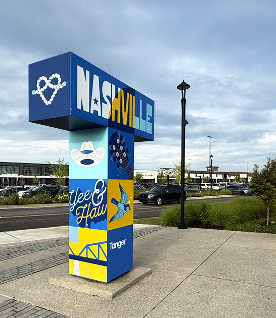 gigantic outlet tennessee mall ftr