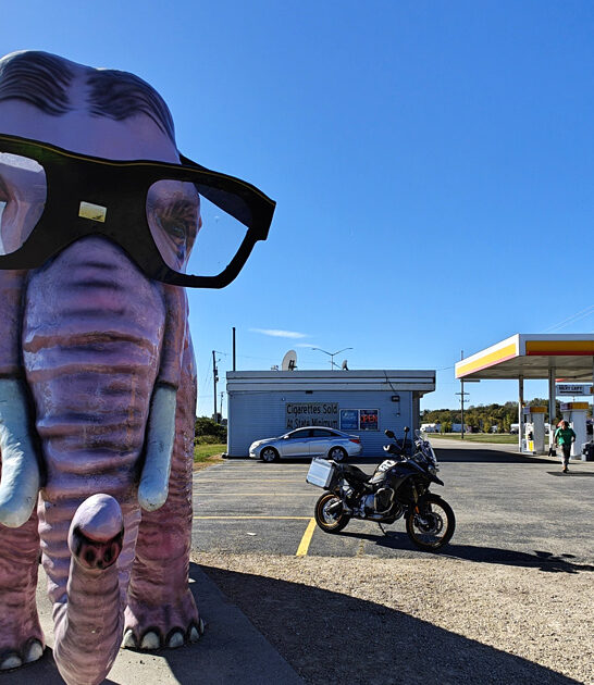gigantic roadside attraction wisconsin ftr