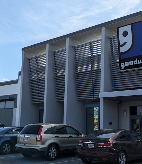 ginormous secondhand shop florida ftr