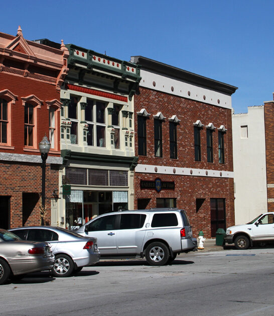 gorgeous town missouri getaways ftr