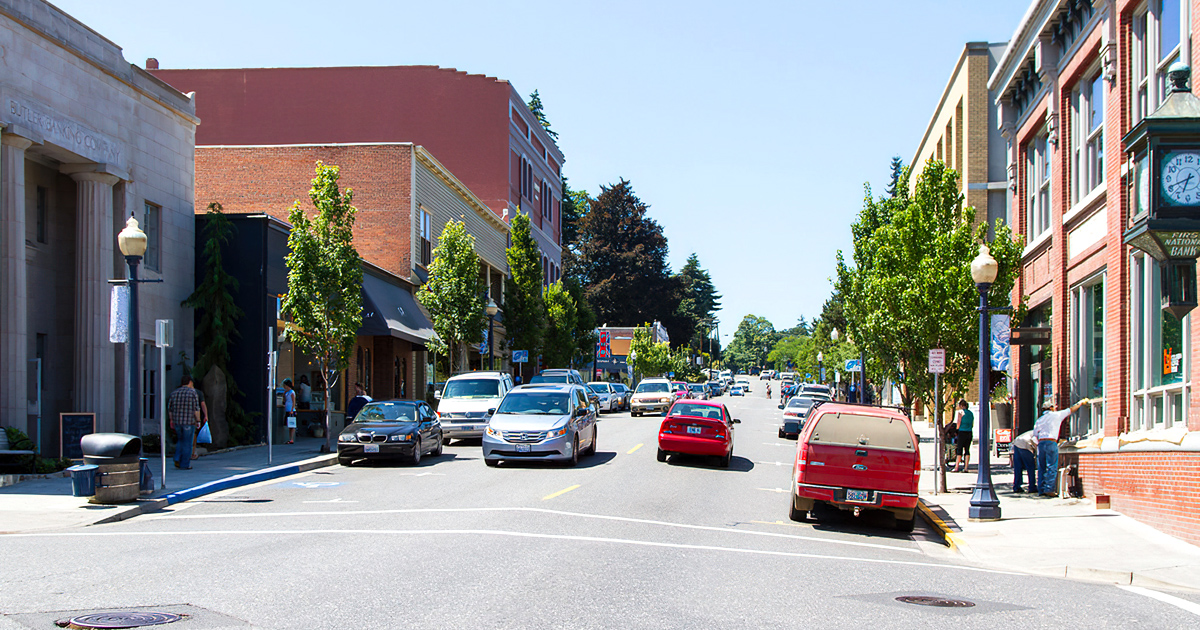 9 Gorgeous Towns In Oregon That Look Like A Hallmark Movie Come To Life